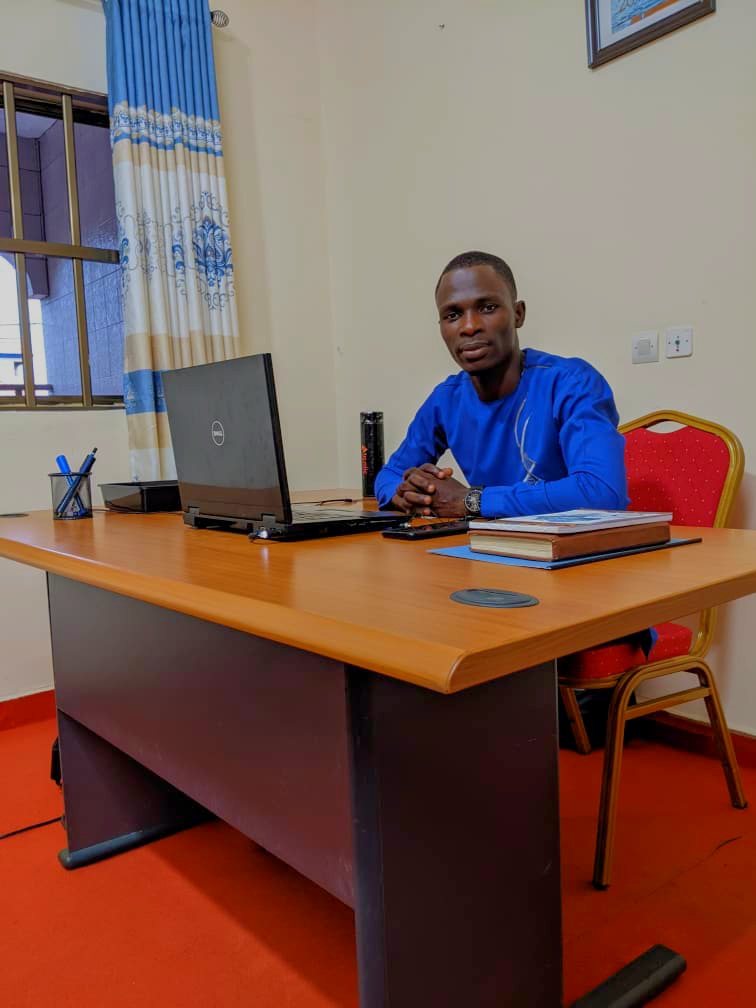 Offre d’Emploi / Concours 2025 : Le Togo ouvre plus de 900 portes vers ...